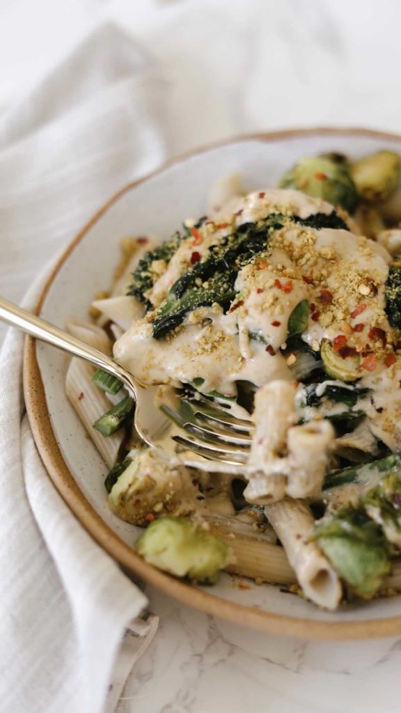 Vegan Creamy Tahini Pasta - Arielle Lorre Vegan Creamy Tahini Pasta - Arielle Lorre